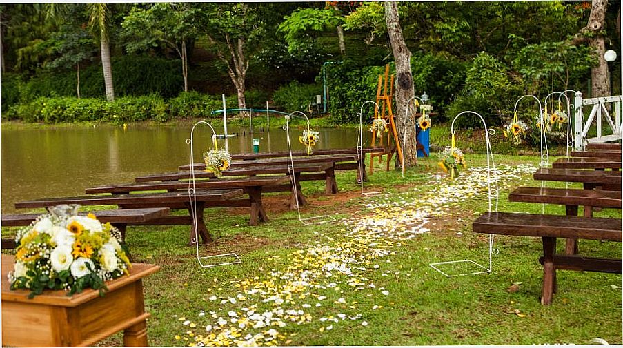 RECANTO SANTA BARBARA Telefone - Jambeiro | Férias