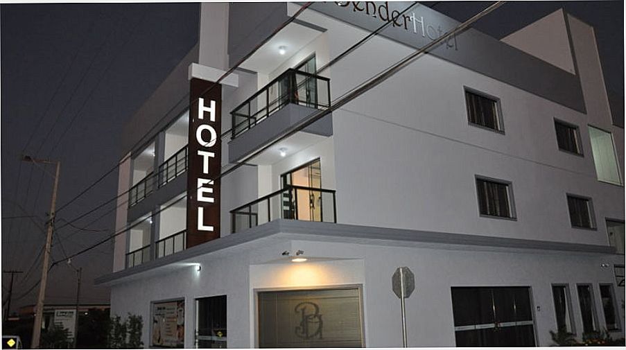 BENDER HOTEL Telefone - Pato Bragado | Férias